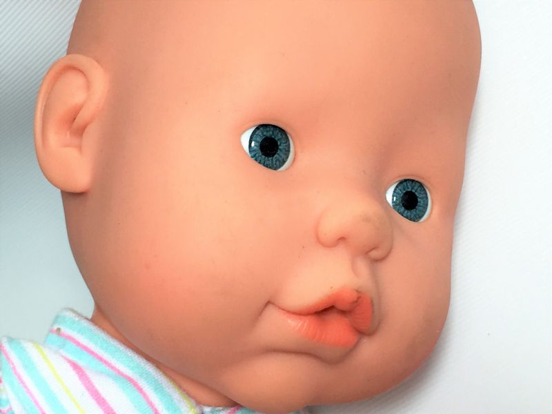 BONECA BEBÊ NENÉM CARECA no Ficou Pequeno - Desapegos de Brinquedos ...