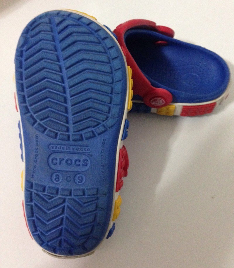 Crocs Lego 24 no Ficou Pequeno - Desapegos de Sapatos quase novos ou ...